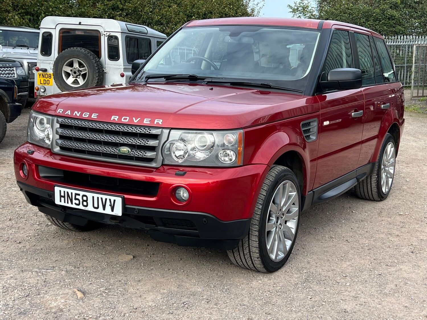 SOLD - Used LAND ROVER RANGE ROVER SPORT 2009 Red in Yeovil, Somerset ...
