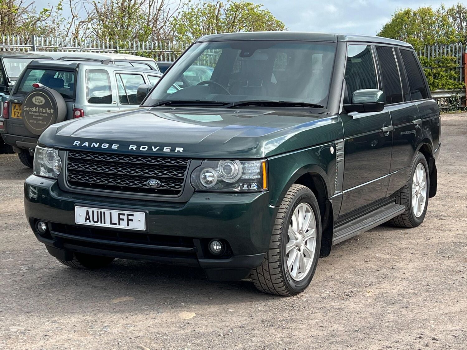 SOLD - Used LAND ROVER RANGE ROVER 2011 Green in Yeovil, Somerset ...